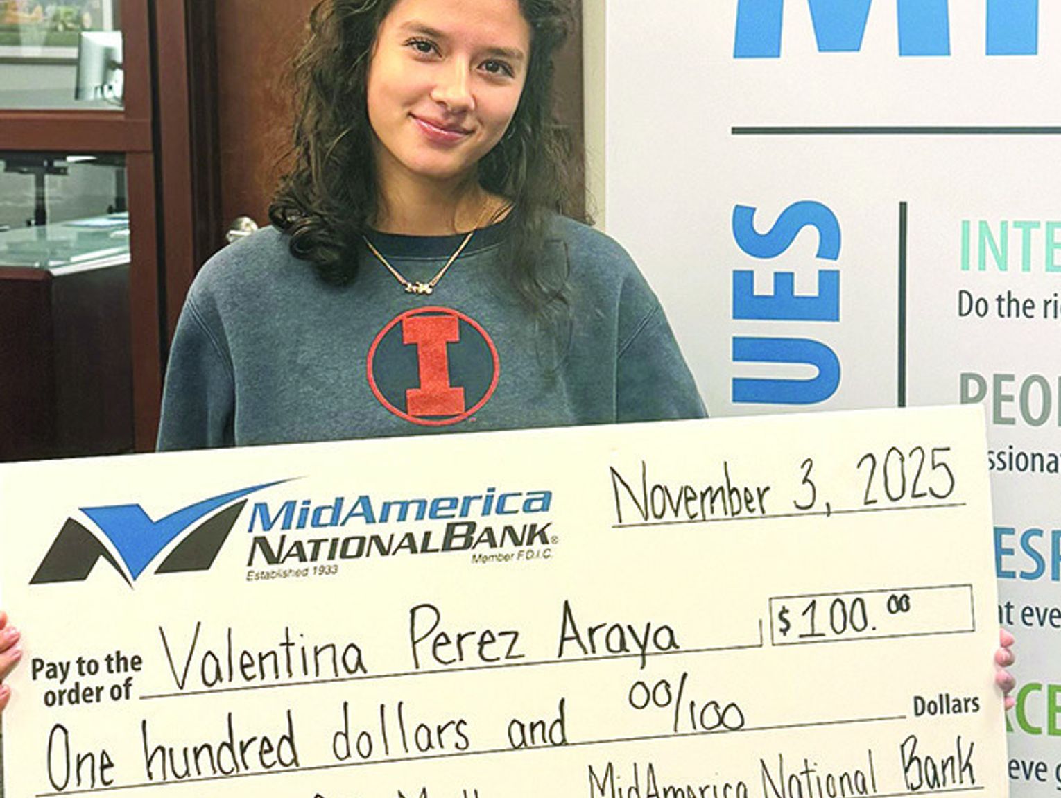 Valentina Perez Araya Named October Senior of Month